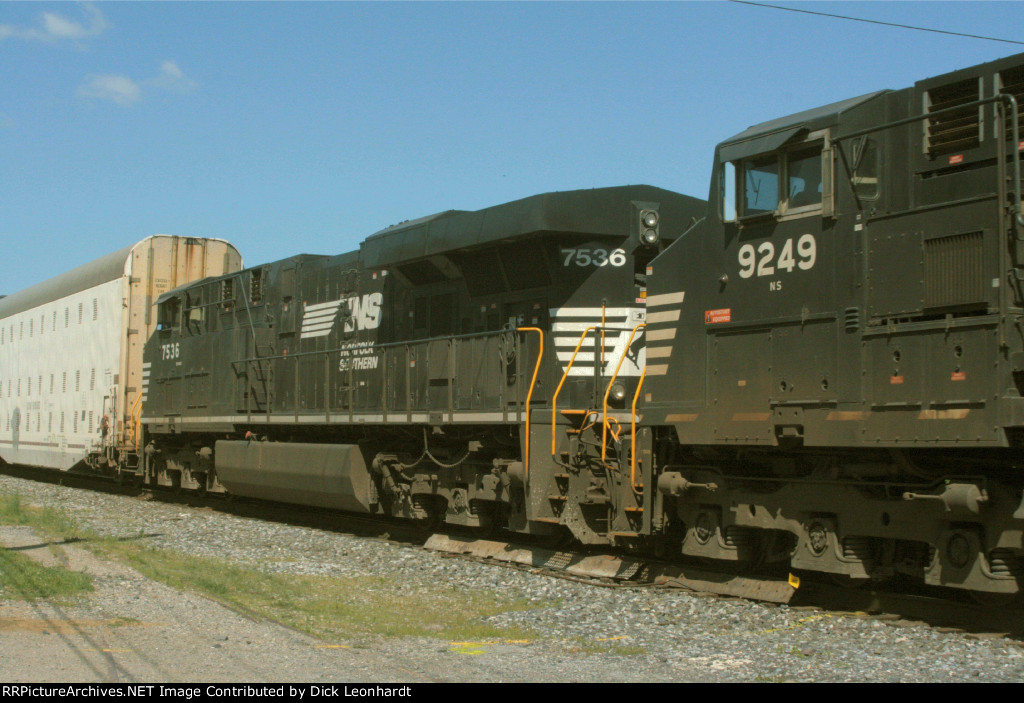 NS 7536
